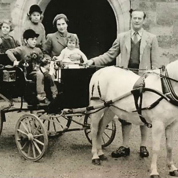 HOME WICKENDEN MANOR - Wickenden Manor